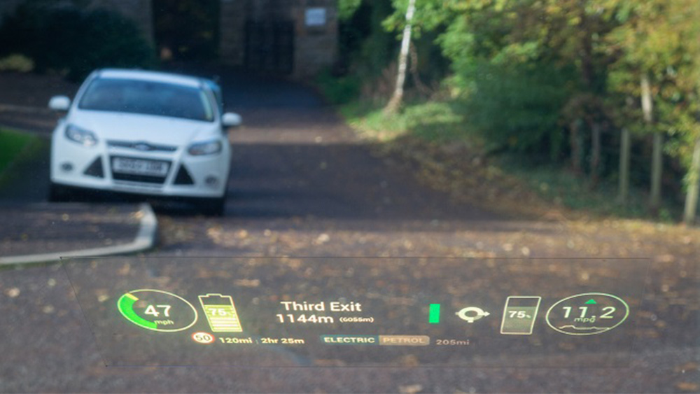 Pioneering display technology keeps drivers focused - Wired Island